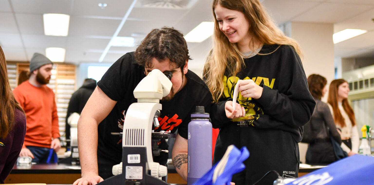 Futurs étudiants et futures étudiantes - Université du Québec à Rimouski